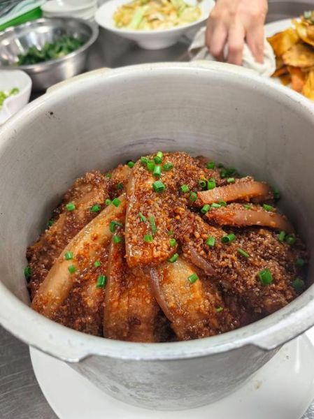 米粉蒸肉怎么做_米粉蒸肉需要蒸多久-第2张图片-山城妙识 米粉蒸肉怎么做_米粉蒸肉需要蒸多久-第2张图片-山城妙识