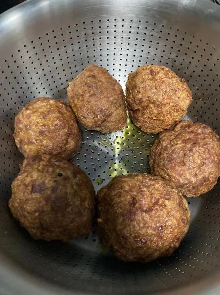 炸四喜丸子怎么做才外酥里嫩_炸四喜丸子家常做法窍门-第1张图片-山城妙识 炸四喜丸子怎么做才外酥里嫩_炸四喜丸子家常做法窍门-第1张图片-山城妙识