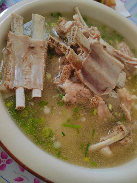 羊肉怎么炖汤好吃_羊肉汤去膻味技巧-第1张图片-山城妙识 羊肉怎么炖汤好吃_羊肉汤去膻味技巧-第1张图片-山城妙识