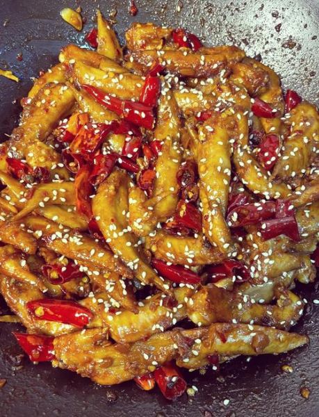 爆炒鸡尖怎么做_鸡尖焯水还是不焯水-第1张图片-山城妙识 爆炒鸡尖怎么做_鸡尖焯水还是不焯水-第1张图片-山城妙识