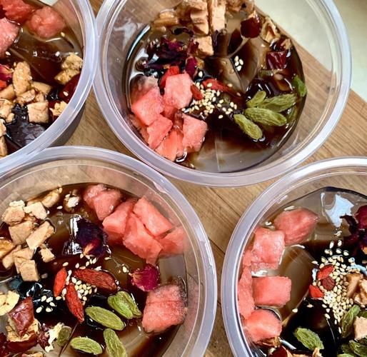 冰粉是什么东西_冰粉的做法和材料-第1张图片-山城妙识 冰粉是什么东西_冰粉的做法和材料-第1张图片-山城妙识