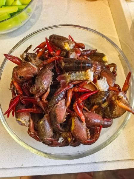 家庭版爆炒小龙虾怎么做_小龙虾清洗去腥技巧-第2张图片-山城妙识 家庭版爆炒小龙虾怎么做_小龙虾清洗去腥技巧-第2张图片-山城妙识