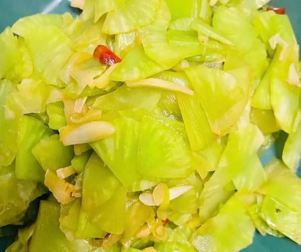 清炒莴笋怎么做_清炒莴笋要不要焯水-第3张图片-山城妙识 清炒莴笋怎么做_清炒莴笋要不要焯水-第3张图片-山城妙识