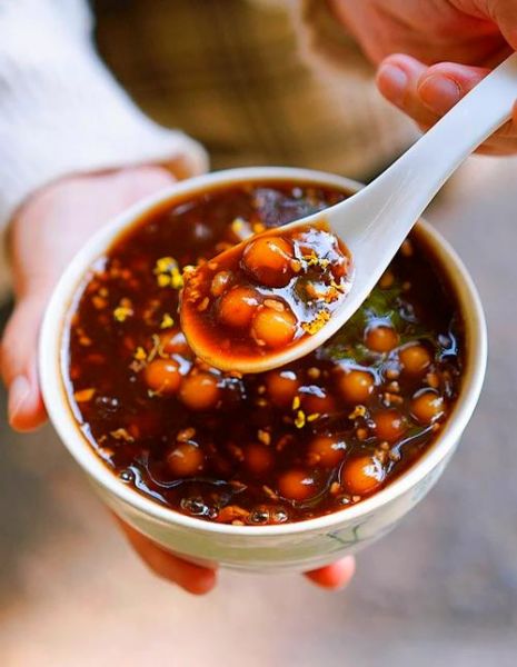 赤豆元宵怎么做粘稠_赤豆元宵不粘稠怎么办-第1张图片-山城妙识 赤豆元宵怎么做粘稠_赤豆元宵不粘稠怎么办-第1张图片-山城妙识