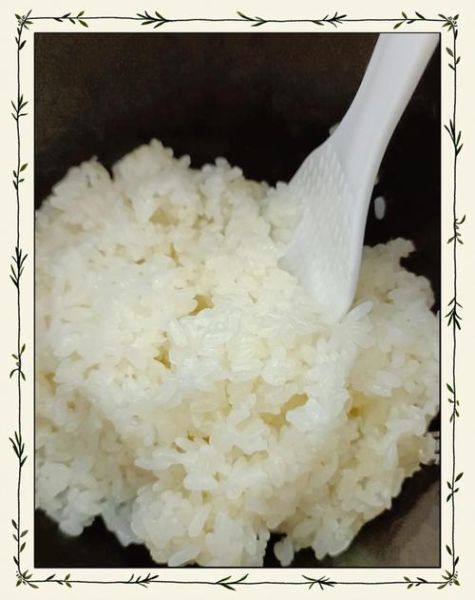 糯米饭怎么蒸才不硬_蒸糯米饭不硬的技巧-第1张图片-山城妙识 糯米饭怎么蒸才不硬_蒸糯米饭不硬的技巧-第1张图片-山城妙识