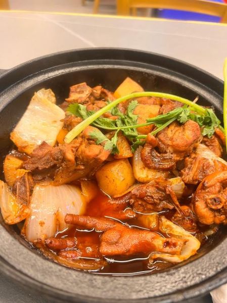 砂锅清炖鸡的做法大全_清炖鸡怎么炖才鲜嫩-第1张图片-山城妙识 砂锅清炖鸡的做法大全_清炖鸡怎么炖才鲜嫩-第1张图片-山城妙识