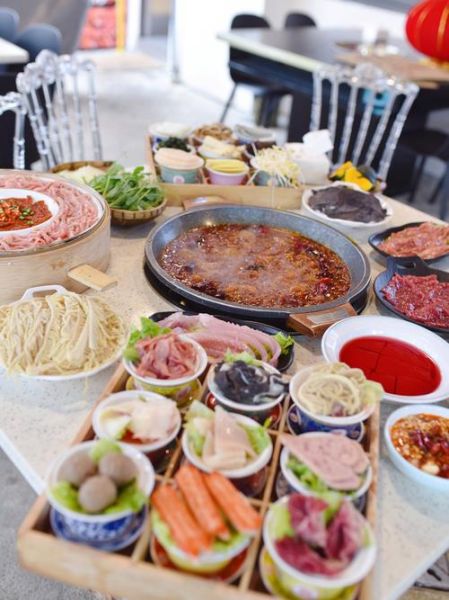 四川火锅配菜有哪些_火锅必点菜品推荐-第1张图片-山城妙识 四川火锅配菜有哪些_火锅必点菜品推荐-第1张图片-山城妙识