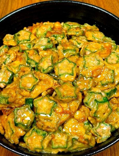 秋葵炒鸡蛋有什么功效_秋葵炒鸡蛋能减肥吗-第1张图片-山城妙识