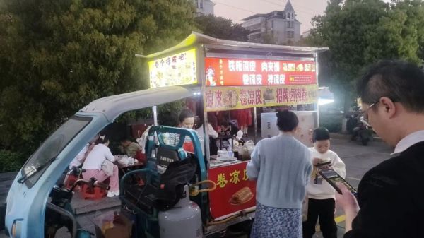 土耳其烤肉夹馍小吃车多少钱_哪里买得到-第1张图片-山城妙识 土耳其烤肉夹馍小吃车多少钱_哪里买得到-第1张图片-山城妙识