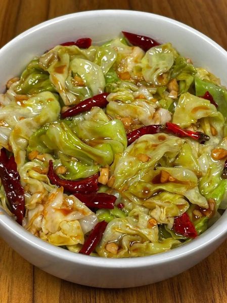 川味干锅手撕包菜怎么做_干锅手撕包菜正宗做法-第2张图片-山城妙识 川味干锅手撕包菜怎么做_干锅手撕包菜正宗做法-第2张图片-山城妙识