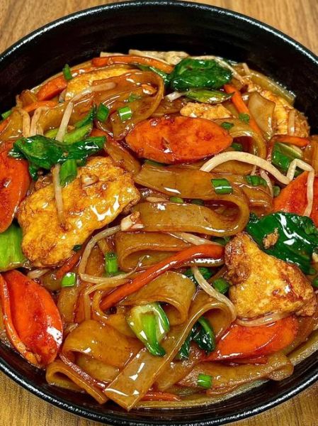 炒河粉怎么炒不粘锅_家常炒河粉做法视频-第2张图片-山城妙识 炒河粉怎么炒不粘锅_家常炒河粉做法视频-第2张图片-山城妙识