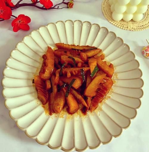 油焖笋怎么烧好吃窍门_油焖笋要不要焯水-第3张图片-山城妙识 油焖笋怎么烧好吃窍门_油焖笋要不要焯水-第3张图片-山城妙识