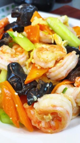 川菜虾仁怎么做_家常川菜虾仁做法大全-第3张图片-山城妙识