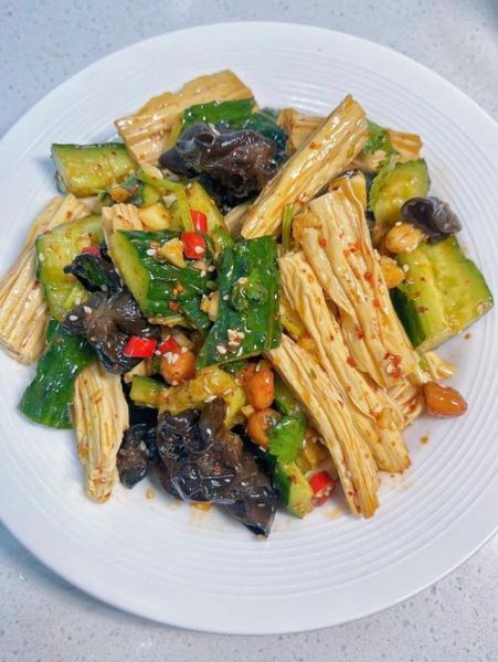 凉拌青菜怎么做_凉拌青菜热量高吗-第1张图片-山城妙识 凉拌青菜怎么做_凉拌青菜热量高吗-第1张图片-山城妙识