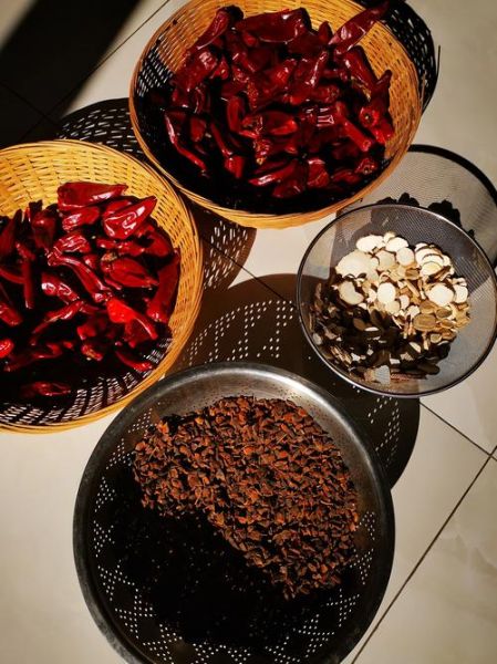 大料粉是什么调料_大料粉图片长什么样-第1张图片-山城妙识 大料粉是什么调料_大料粉图片长什么样-第1张图片-山城妙识