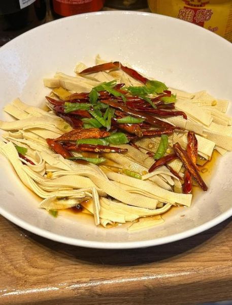 生豆腐怎么凉拌好吃_凉拌生豆腐要不要焯水-第2张图片-山城妙识 生豆腐怎么凉拌好吃_凉拌生豆腐要不要焯水-第2张图片-山城妙识