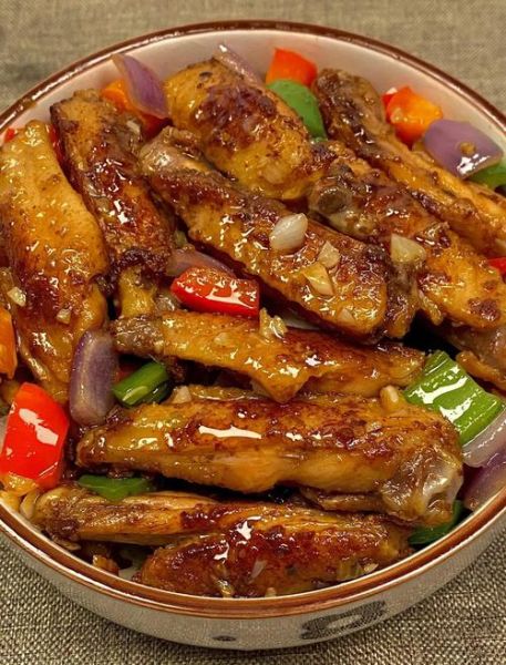 鸡翅怎么做好吃又简单_家常鸡翅做法大全-第2张图片-山城妙识 鸡翅怎么做好吃又简单_家常鸡翅做法大全-第2张图片-山城妙识